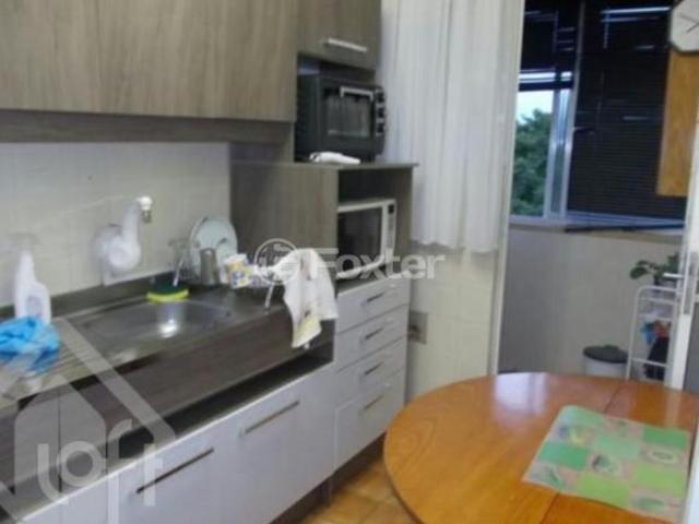 Apartamento, 2 dormitórios, 58 m², em Morro Santana