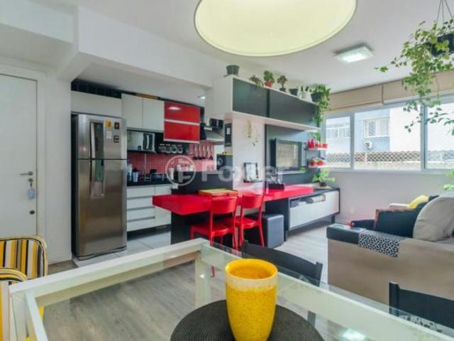 Apartamento, 2 dormitórios, 58.16 m², em Passo da Areia