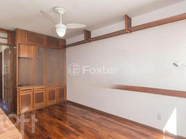 Apartamento, 2 dormitórios, 58.61 m², em Petrópolis
