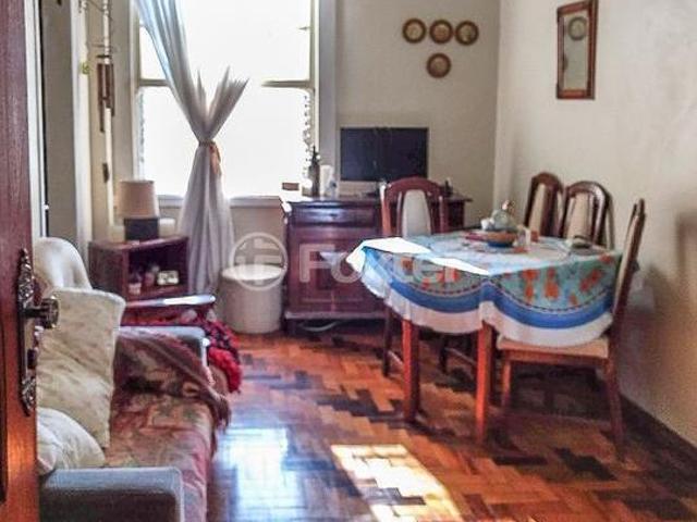 Apartamento, 2 dormitórios, 58.73 m², em Centro Histórico