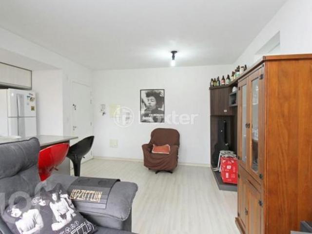 Apartamento, 2 dormitórios, 58.85 m², em Passo da Areia