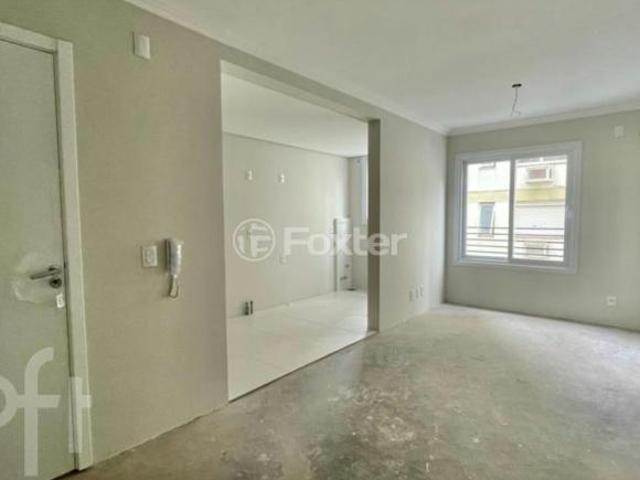 Apartamento, 2 dormitórios, 58.9 m², em Centro