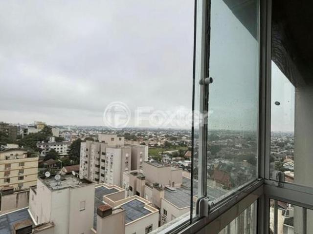 Apartamento, 2 dormitórios, 59 m², em Centro