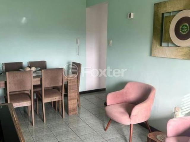 Apartamento, 2 dormitórios, 59 m², em Humaitá