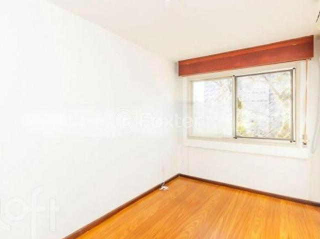 Apartamento, 2 dormitórios, 59 m², em Partenon
