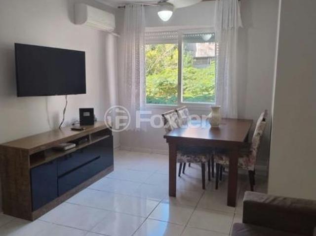 Apartamento, 2 dormitórios, 59 m², em Passo da Areia