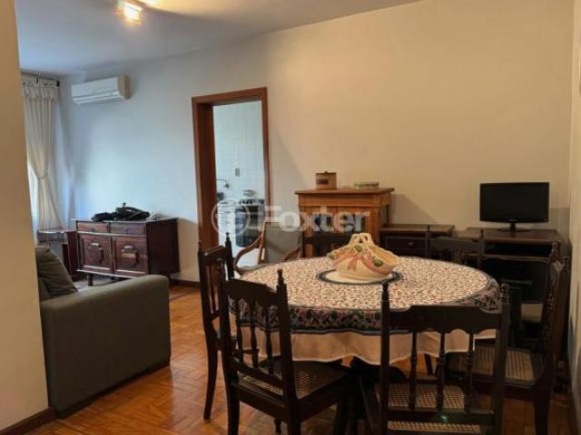 Apartamento, 2 dormitórios, 59 m², em Petrópolis