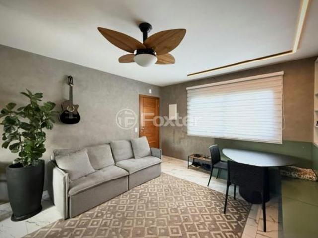 Apartamento, 2 dormitórios, 59 m², em Vila Ré