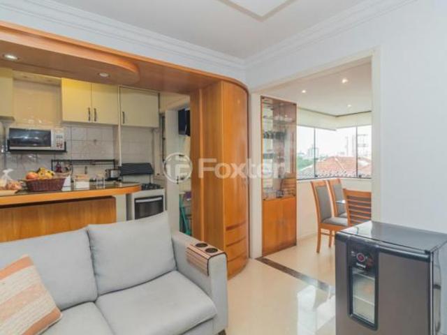 Apartamento, 2 dormitórios, 59.46 m², em Petrópolis