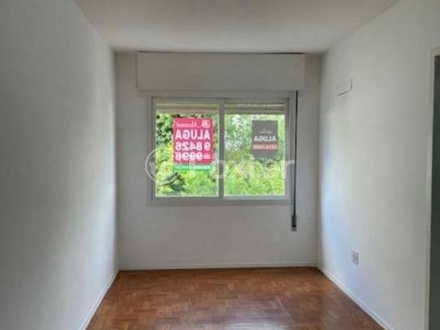 Apartamento, 2 dormitórios, 59.66 m², em Petrópolis