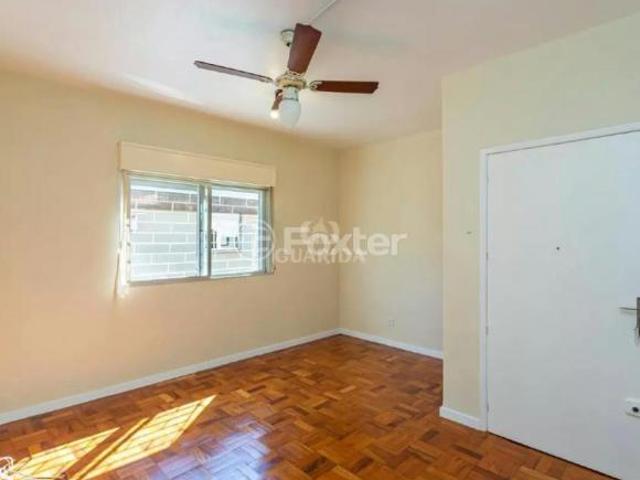 Apartamento, 2 dormitórios, 59.75 m², em Tristeza