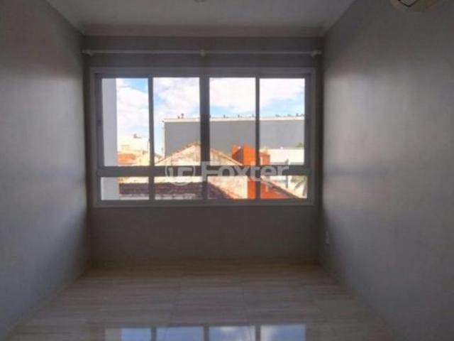 Apartamento, 2 dormitórios, 59.72 m², em Menino Deus