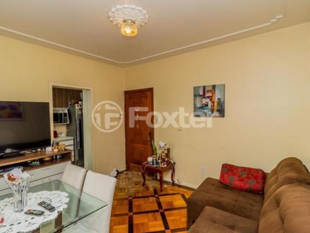 Apartamento, 2 dormitórios, 59.97 m², em Menino Deus
