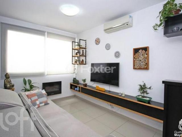 Apartamento, 2 dormitórios, 59.93 m², em São João