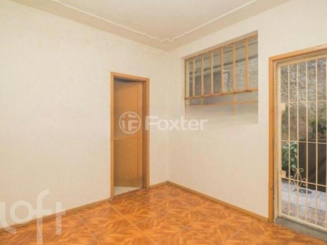 Apartamento, 2 dormitórios, 50 m², em Floresta