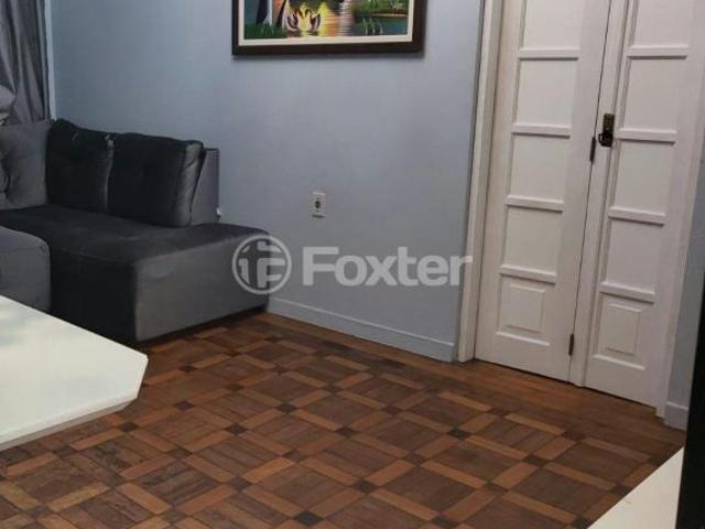 Apartamento, 2 dormitórios, 50 m², em São João