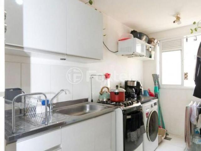 Apartamento, 2 dormitórios, 50 m², em São José