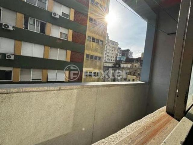 Apartamento, 2 dormitórios, 50.36 m², em Centro Histórico