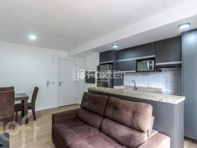 Apartamento, 2 dormitórios, 51 m², em Fátima