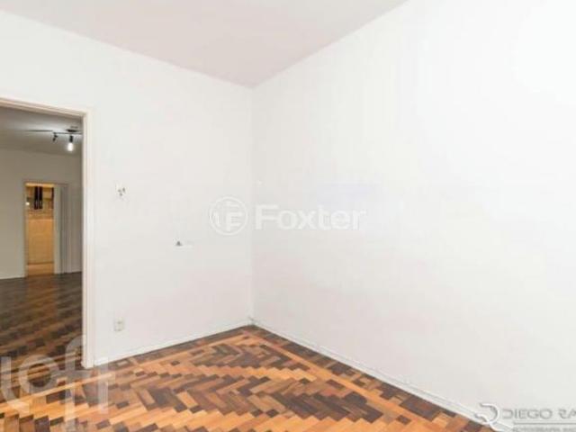 Apartamento, 2 dormitórios, 51.13 m², em Floresta