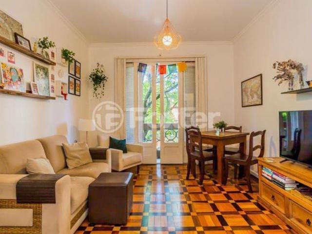 Apartamento, 2 dormitórios, 51.33 m², em Petrópolis