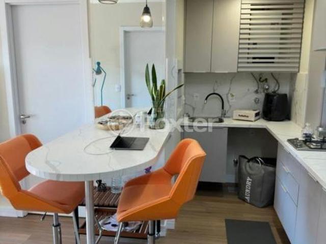 Apartamento, 2 dormitórios, 51.58 m², em Petrópolis