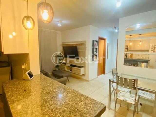 Apartamento, 2 dormitórios, 51.5 m², em Chapéu do Sol