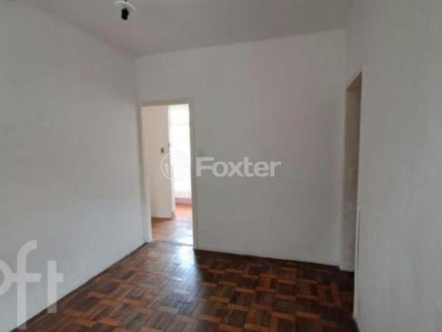 Apartamento, 2 dormitórios, 51.87 m², em Passo da Areia