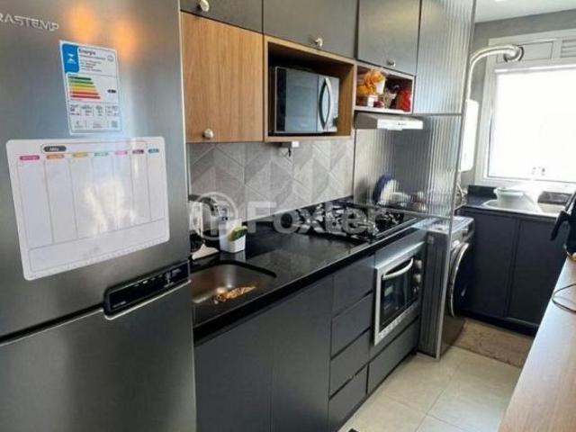Apartamento, 2 dormitórios, 52 m², em Partenon