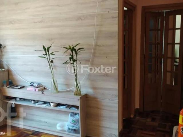 Apartamento, 2 dormitórios, 52 m², em Passo da Areia