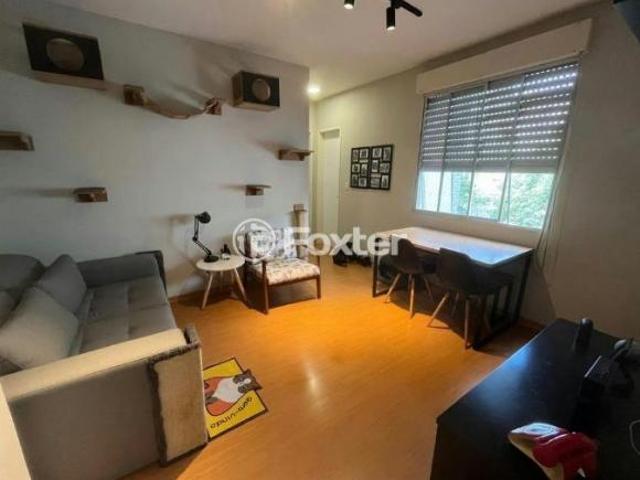Apartamento, 2 dormitórios, 52.6 m², em Azenha