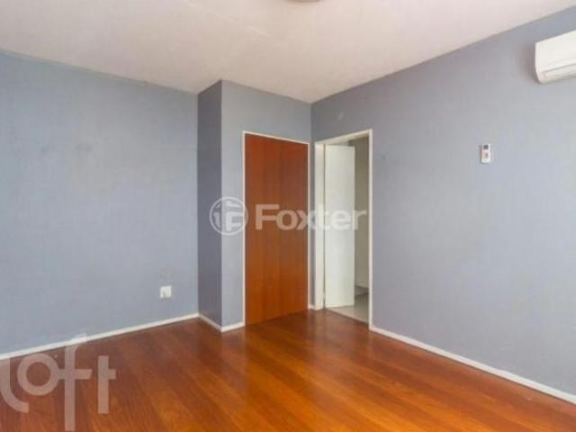 Apartamento, 2 dormitórios, 52.6 m², em Azenha