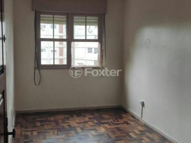 Apartamento, 2 dormitórios, 52.7 m², em Azenha