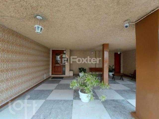 Apartamento, 2 dormitórios, 53 m², em Menino Deus