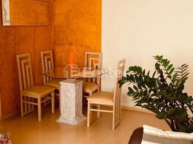 Apartamento, 2 dormitórios, 53 m², em Vila Arapuã