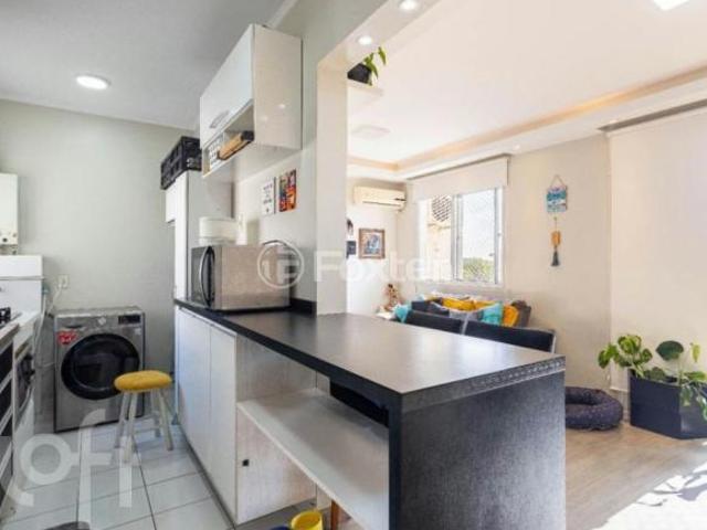 Apartamento, 2 dormitórios, 53.36 m², em Humaitá