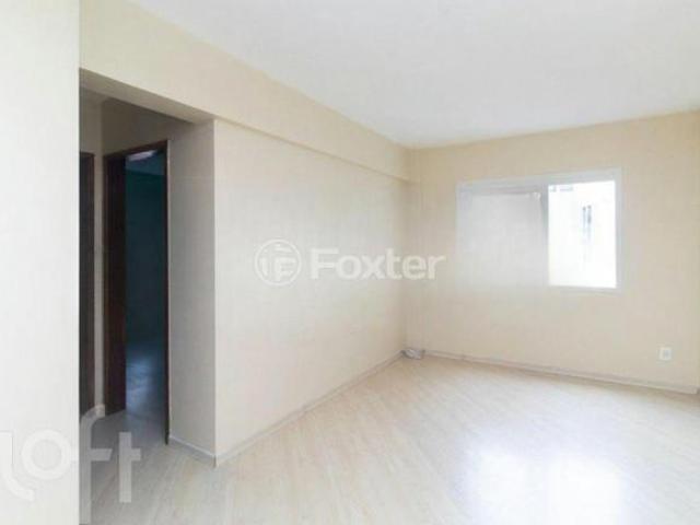 Apartamento, 2 dormitórios, 64 m², em Centro Histórico