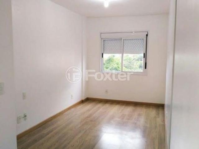 Apartamento, 2 dormitórios, 64 m², em Centro