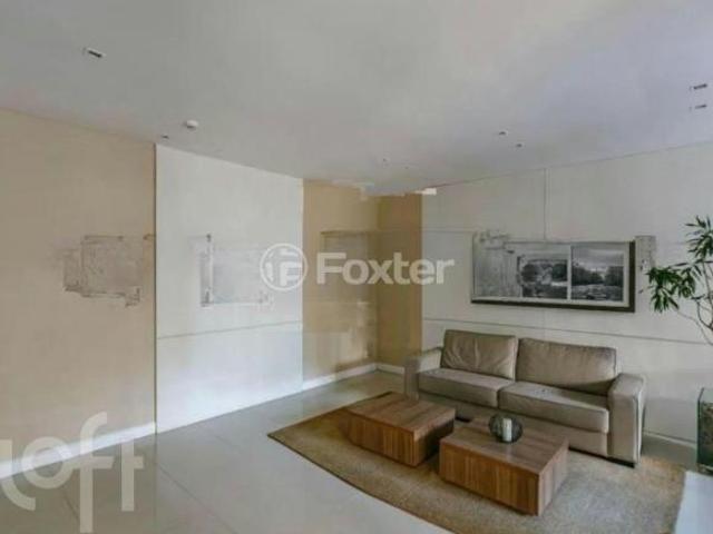 Apartamento, 2 dormitórios, 64 m², em Passo da Areia