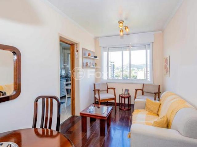 Apartamento, 2 dormitórios, 64 m², em Tristeza