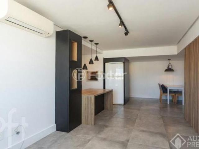 Apartamento, 2 dormitórios, 64.38 m², em Independência
