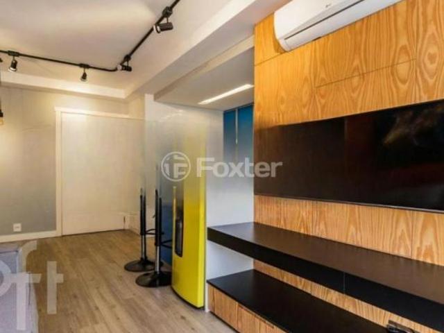 Apartamento, 2 dormitórios, 64.47 m², em Petrópolis