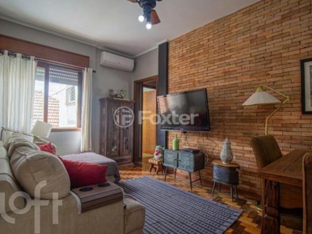 Apartamento, 2 dormitórios, 64.48 m², em Menino Deus