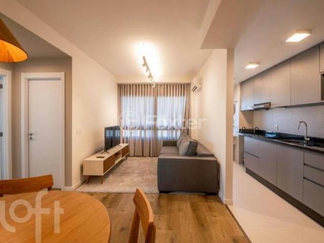 Apartamento, 2 dormitórios, 64.42 m², em Praia de Belas