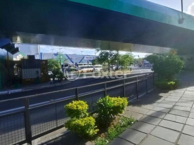 Apartamento, 2 dormitórios, 64.64 m², em Passo da Areia