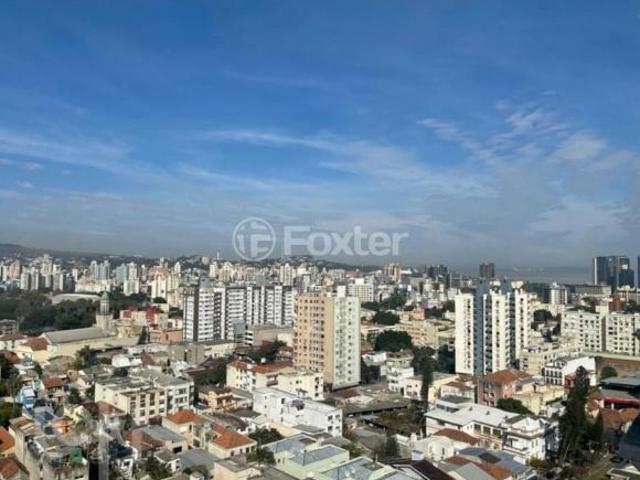 Apartamento, 2 dormitórios, 64.67 m², em Cidade Baixa