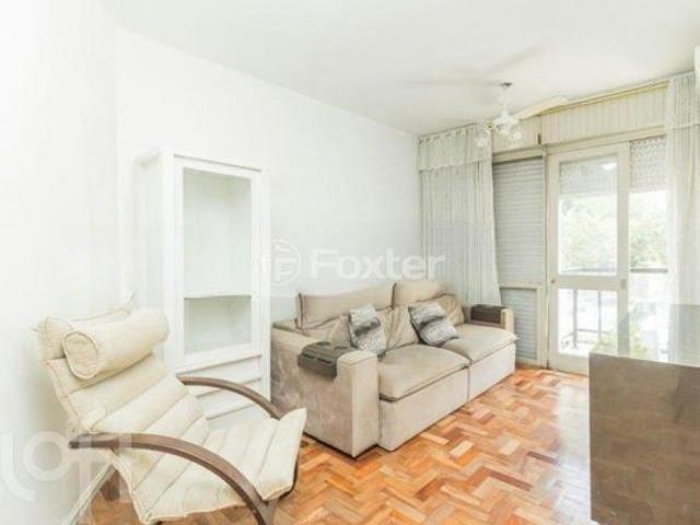 Apartamento, 2 dormitórios, 64.78 m², em Bela Vista