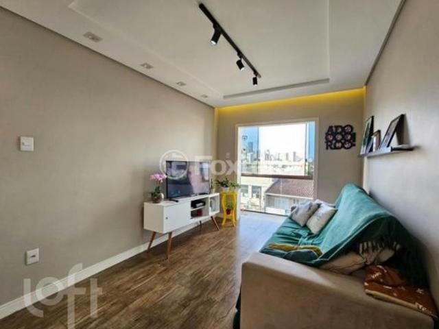 Apartamento, 2 dormitórios, 64.97 m², em Rio Branco