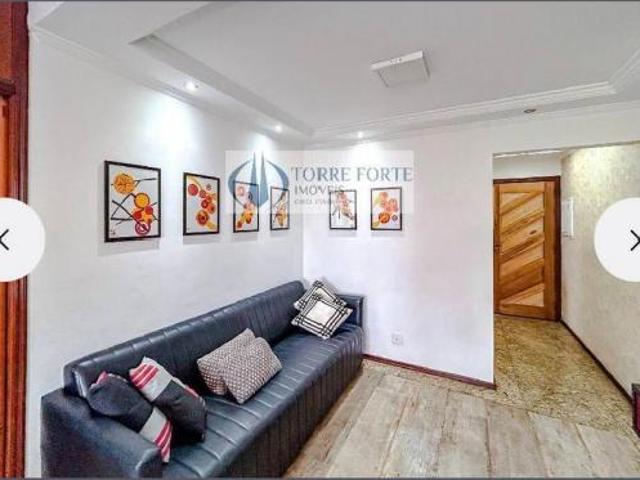 Apartamento 2 dormitórios 64m² 1 vaga com armários