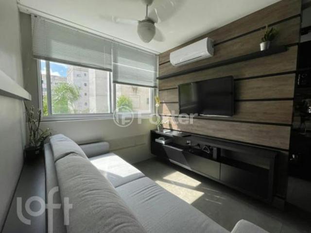 Apartamento, 2 dormitórios, 65 m², em Cavalhada
